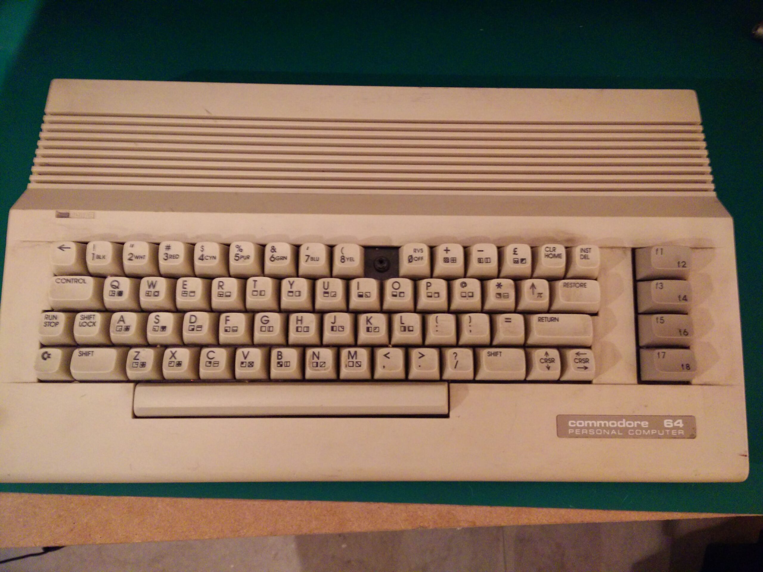 Commodore 64C Keyboard repair - RetroNerd
