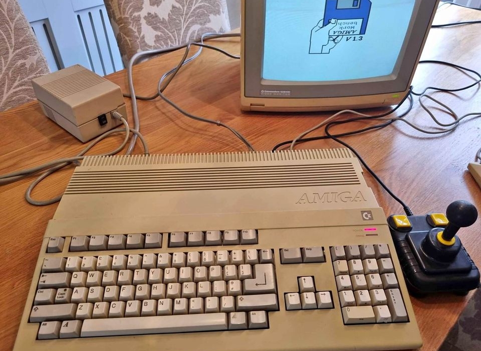 Amiga 500 and Monitor Renovation - RetroNerd